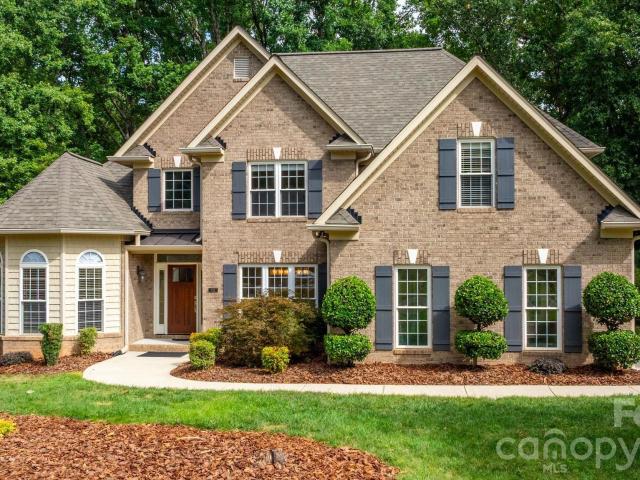 122 English Ivy Lane