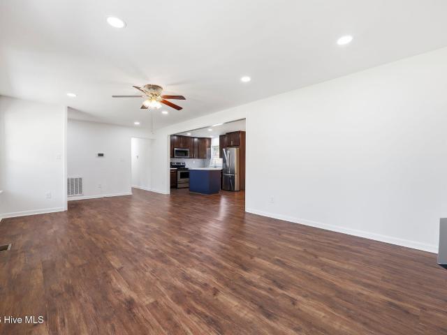 122 Forest Drive
