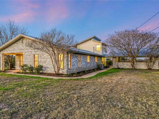 122 Forest Lake Dr, Del Valle, TX 78617 | MLS #4237