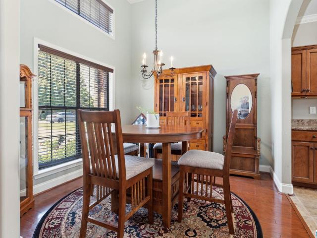 122 Farmingdale Drive