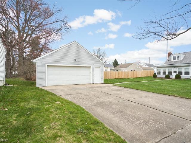 122 Fenton Avenue