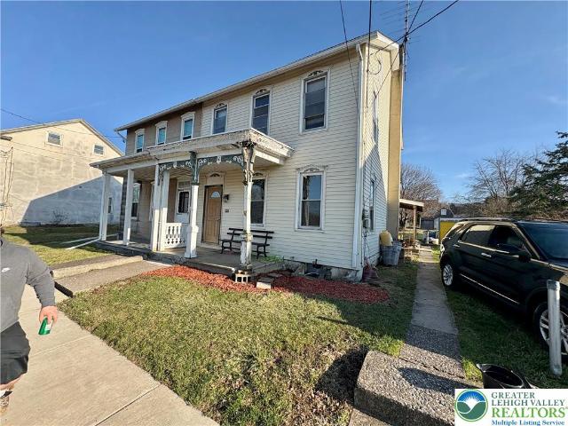 122 FRONT Street