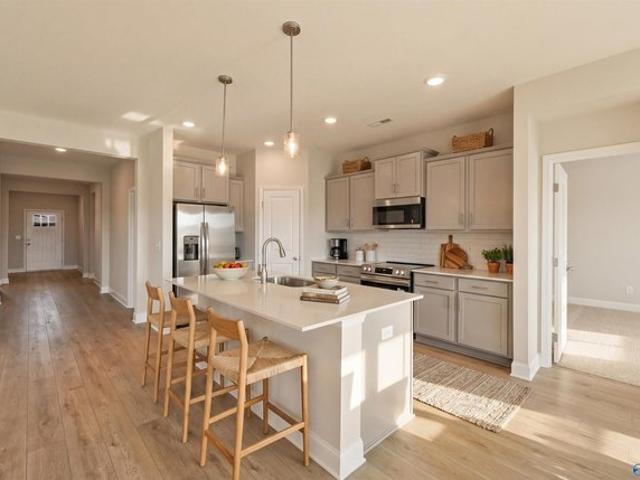 122 Hazel Pine Trl, Hazel Green, AL 35750