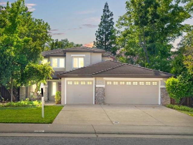 122 John Henry Cir, Folsom, CA 95630
