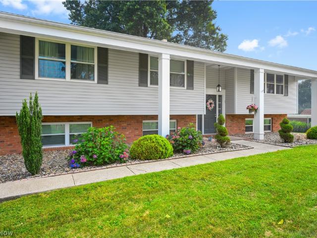 122 Oak Drive
