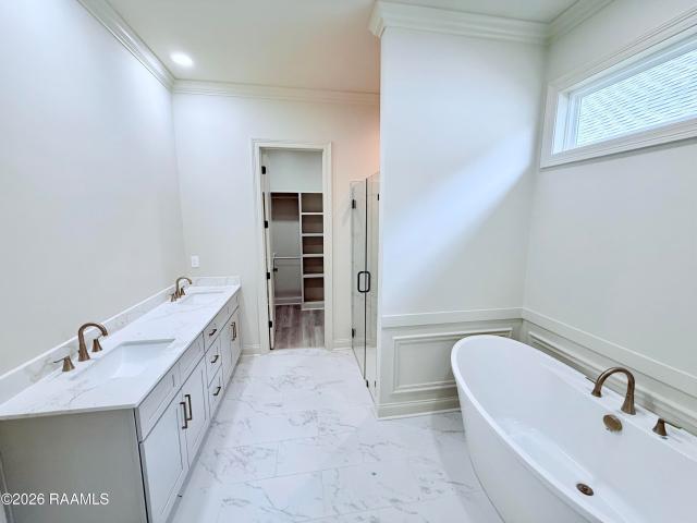 122 Oak Village Dr, Scott, LA 70583 | MLS #RA2600003