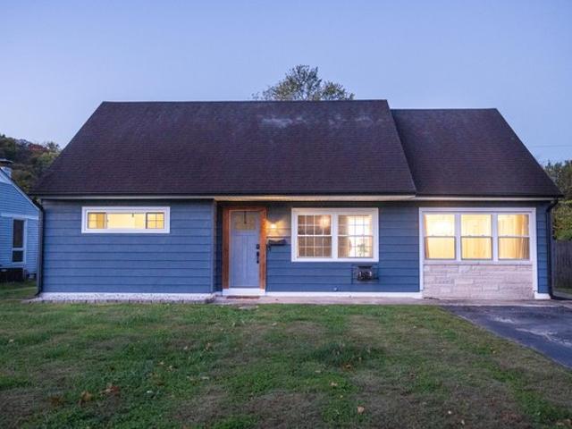 122 Oaklawn Dr, Frankfort, KY 40601