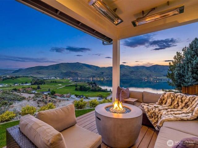 122 Lookout Way, Chelan, WA 98816