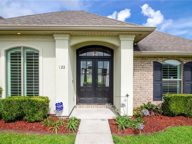122 Lake Carolyn Drive