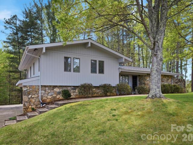 122 Lake Club Dr, Nebo, NC 28761 | MLS #4369 | Compass