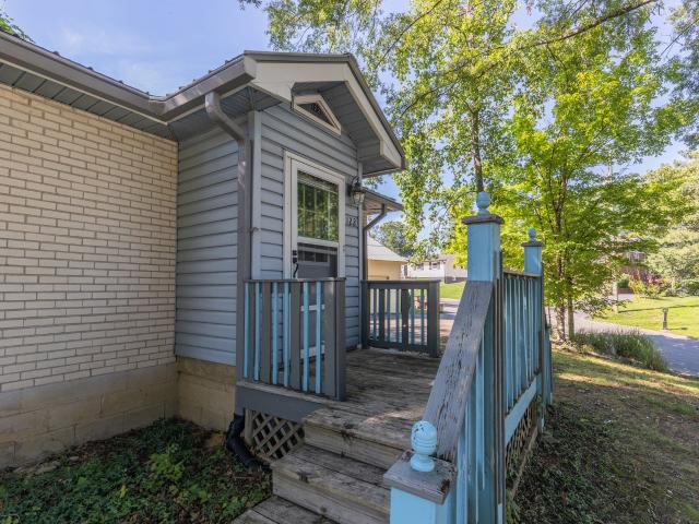 122 Luna Dr