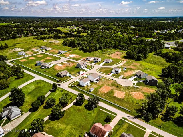 122 Maple Leaf Dr