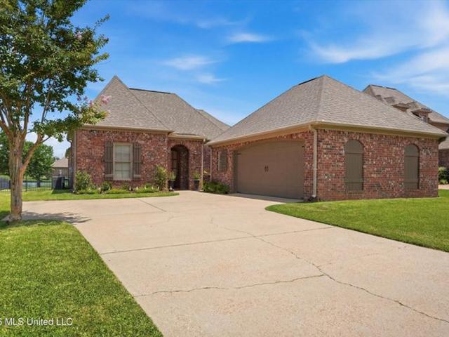 122 Martinique Dr, Madison, MS 39110