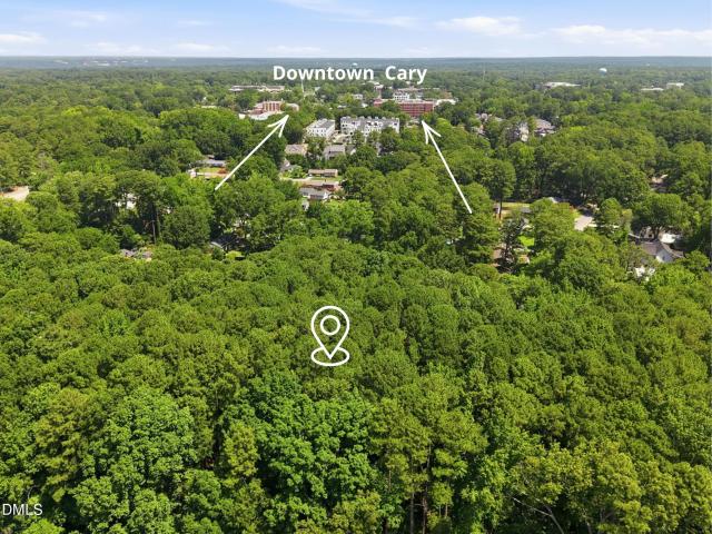 122 Meadow Drive
