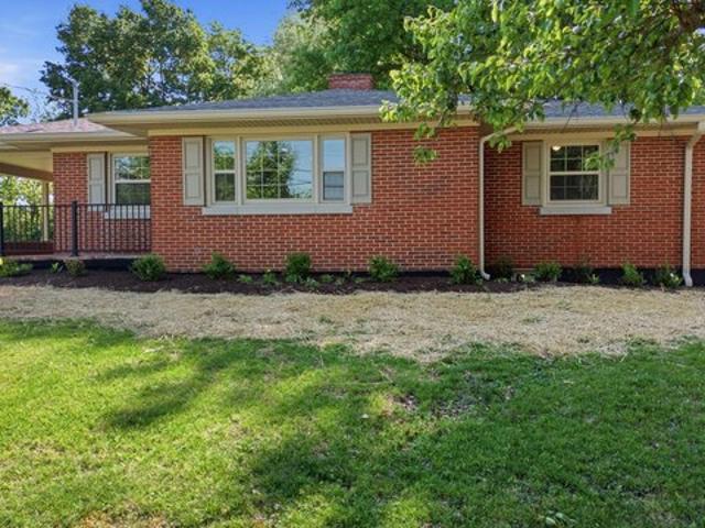 122 Meadowlark Dr, Richmond, KY 40475