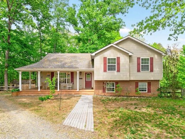122 Mistie Ridge Ln, Palmyra, VA 22963