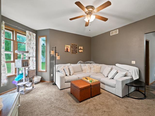 122 N 2nd Street