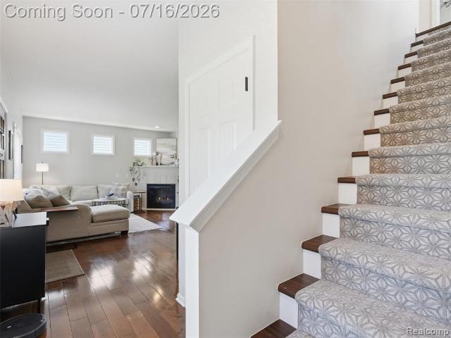 122 N Kenwood Avenue