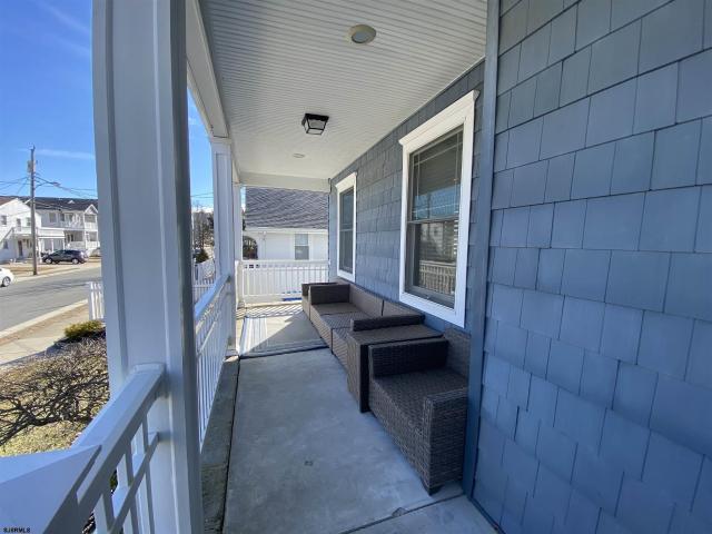 122 N Monroe Ave