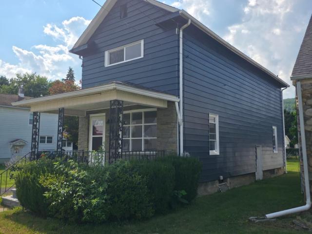 122 Noyes Avenue