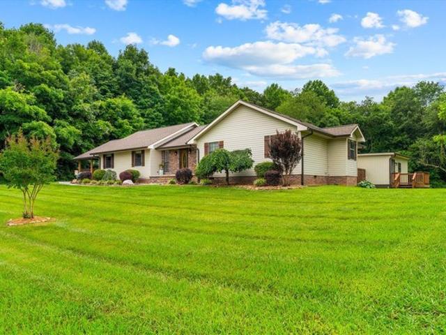 122 Nash Dr, Athens, TN 37303