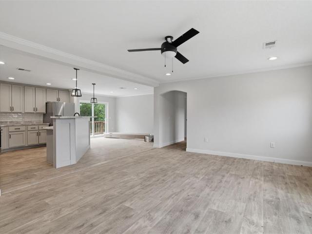 122 NE Bluebird Lane