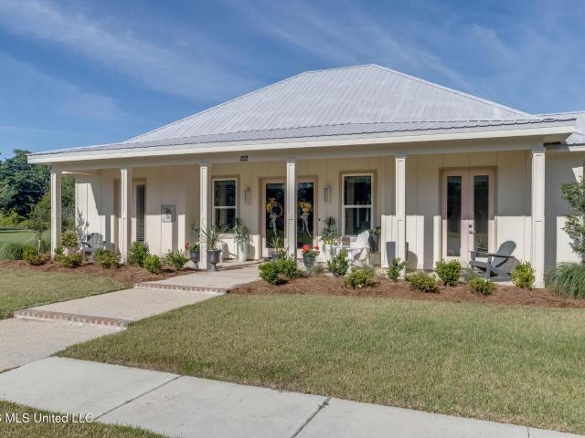 122 Seaside Oaks Dr, Pass Christian, MS 39571 | MLS #4145