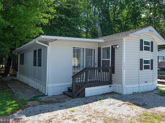 122 Skipjack Circle