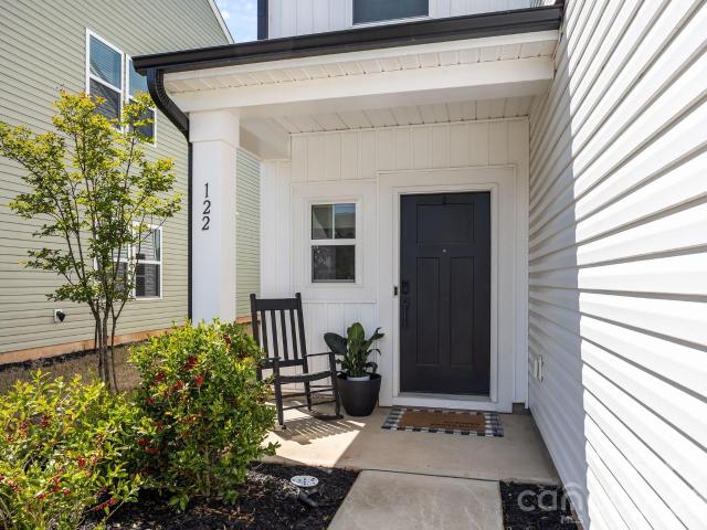 122 Slalom Street