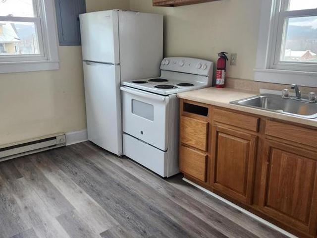122 Spring Street # APT B