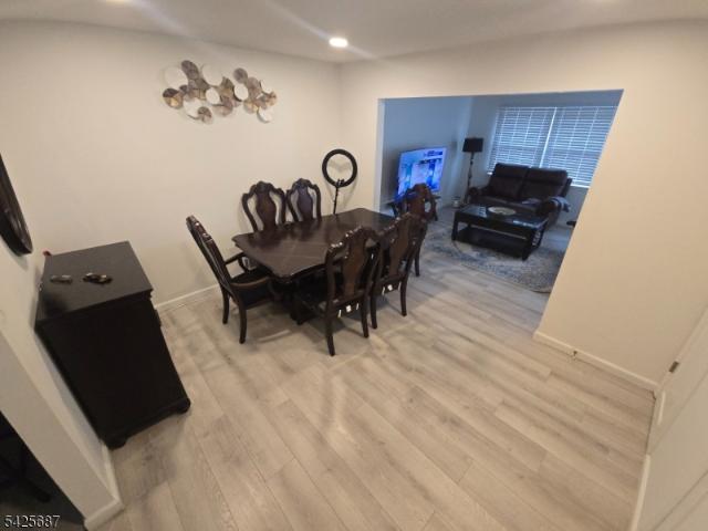 122 Stedwick Dr
