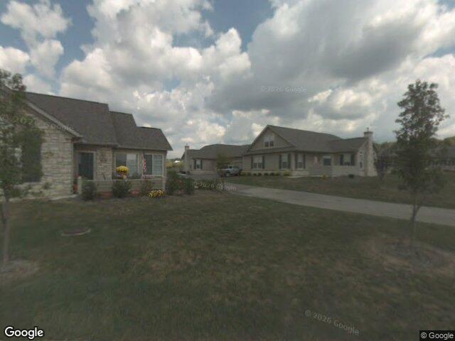 122 Stonegate Dr, Pataskala, OH 43062