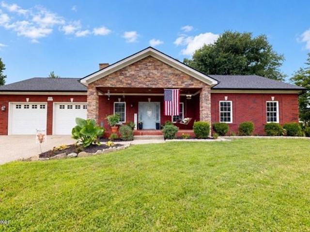 122 Sunset Dr, La Grange, KY 40031