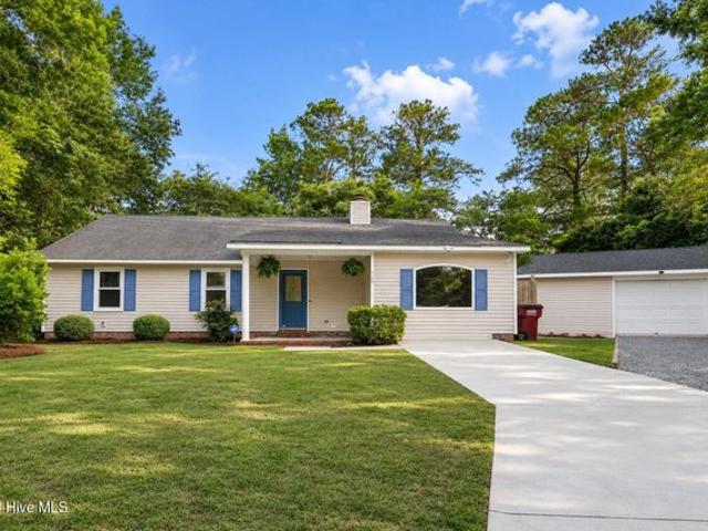 122 Raintree Ct, Wilmington, NC 28411
