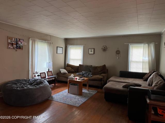 122 Ransberry Avenue