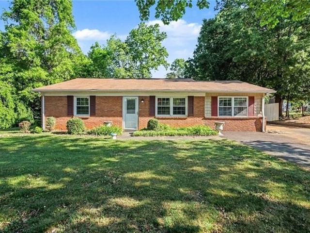 122 Redwood Bnd, King, NC 27021