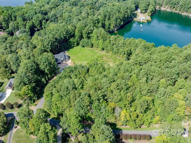 122 Ridgetop Rd, Unit 4, Mooresville, NC 28117 | MLS #4304 | Compass