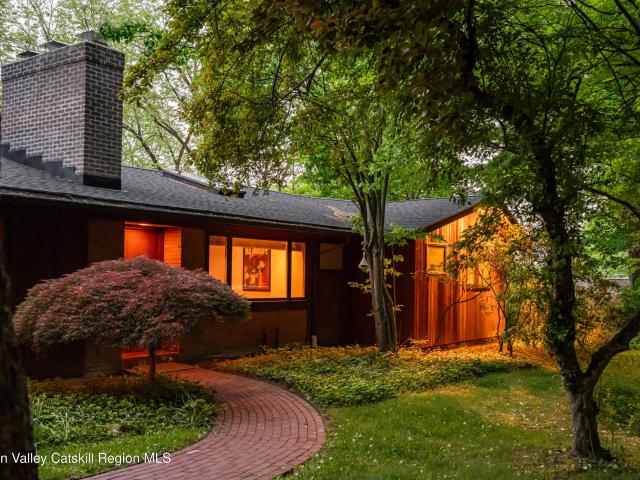 122 Ridgeview Road