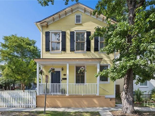 122 W 31st St, Savannah, GA 31401