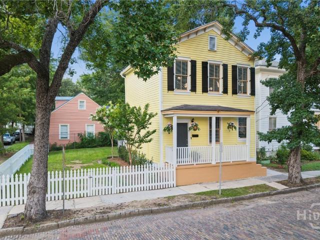 122 W 31St Street