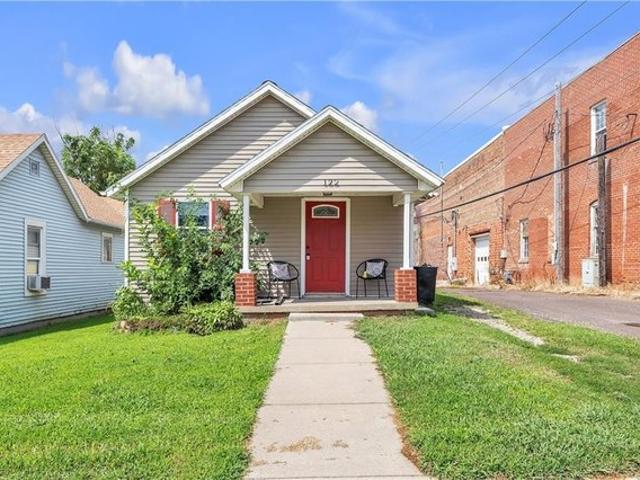 122 W Walnut St, Troy, KS 66087