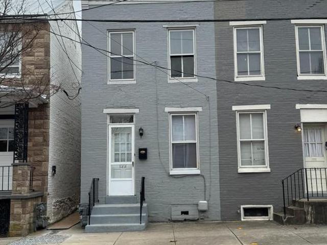 122 W All Saints Street
