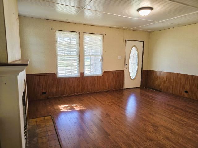 122 W Lake St, Camden, TN 38320 | MLS #3211