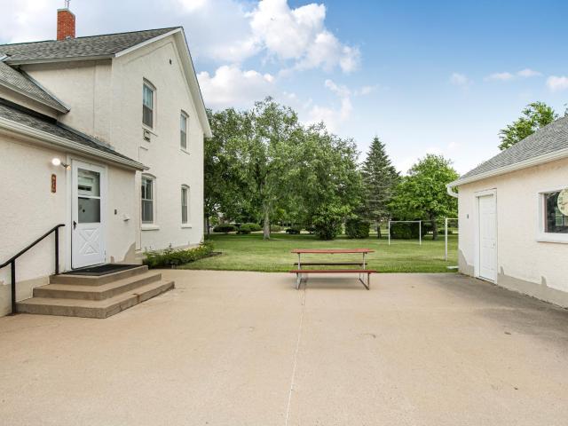122 W Minnesota Street