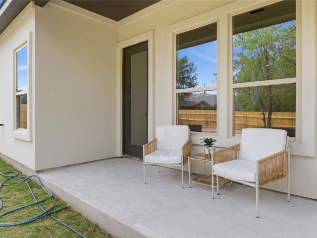 122 W Pauwela Ln, Bastrop, TX 78602 | MLS #5311
