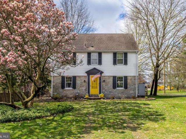 122 Woodlyn Ave, Eagleville, PA 19403