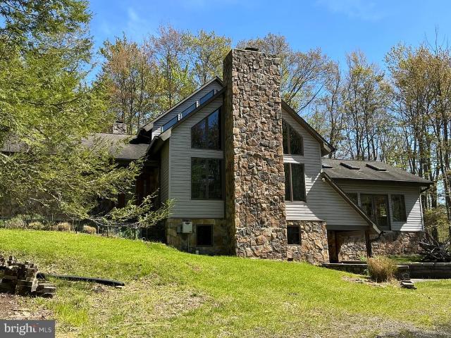 122 Woodlands Hill Lane