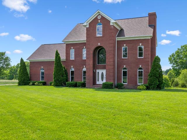 122 Windcrest Dr