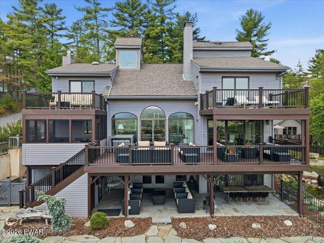 122 Tower Dr, Milford, PA 18337