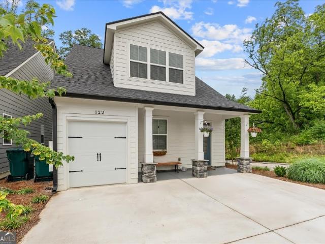 122 Town Walk Lane
